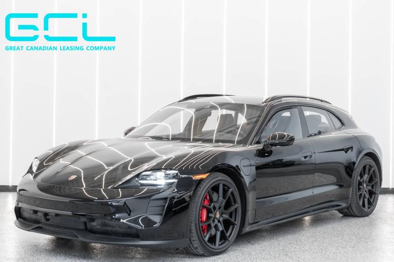 Porsche taycan sports turismo store