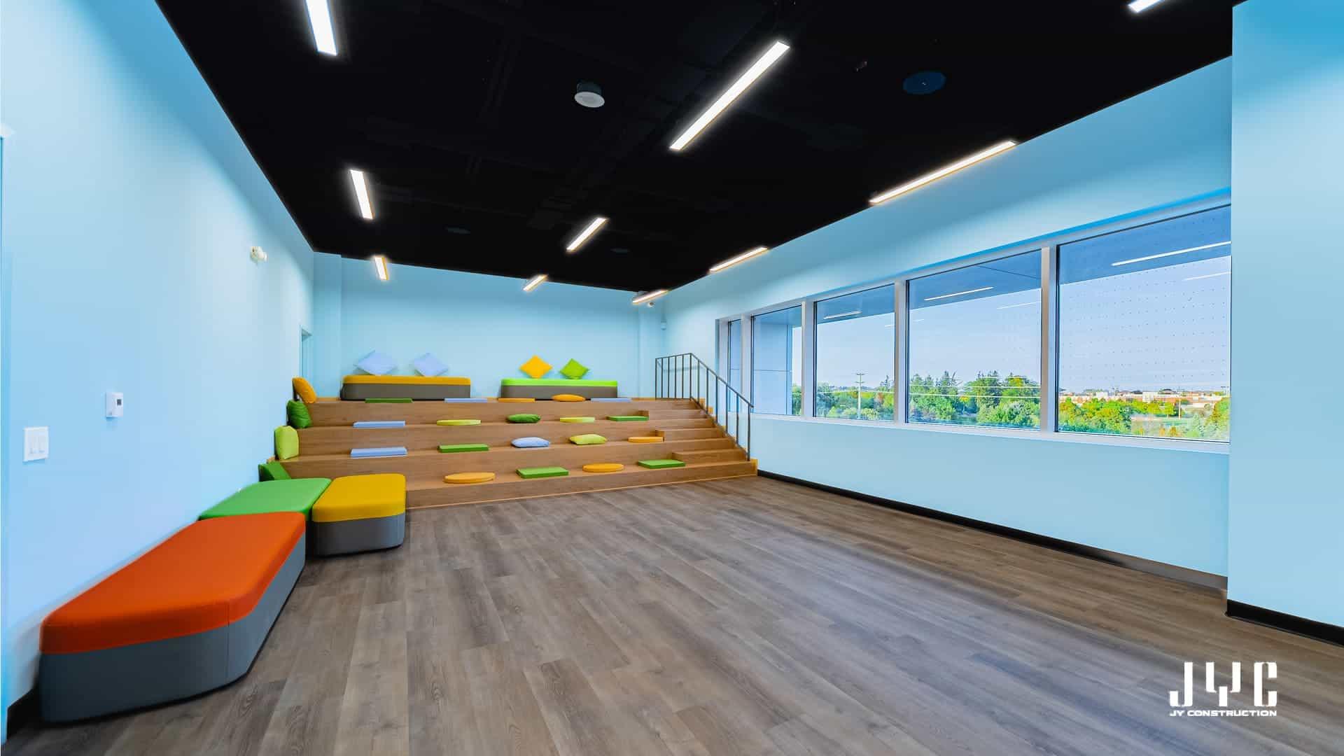 Markham Office Commercial - LaunchHub Angels Network Office | JY ...